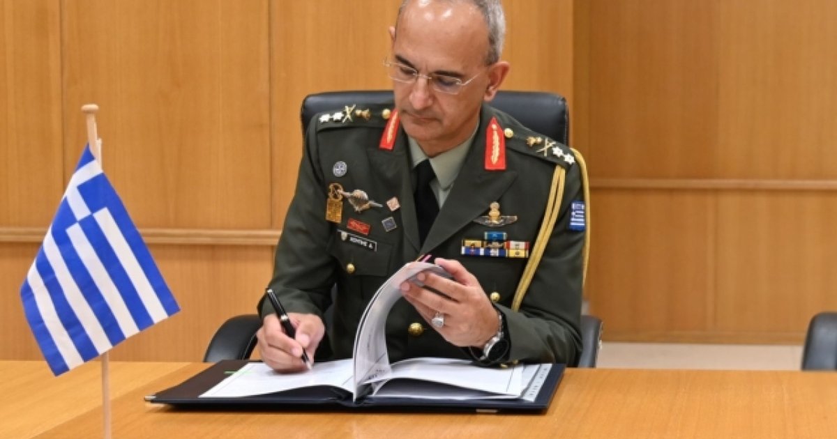 Νέος αρχηγός ΓΕΕΘΑ ο Δημήτρης Χούπης - Είχε υπηρετήσει ως Διοικητής ...
